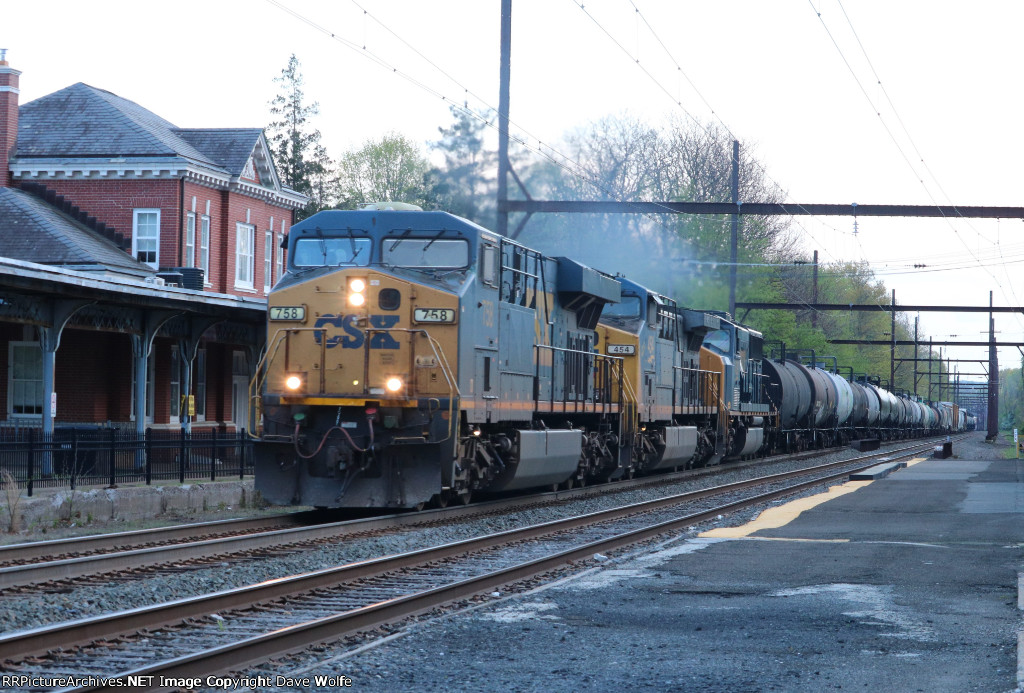 CSX 758